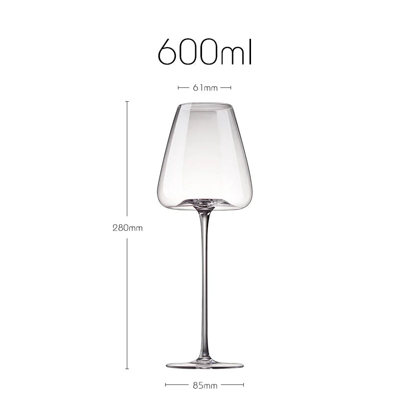 Flat Bottom Wine Glasses - An Ergonomic Swirl Design | Glasscias