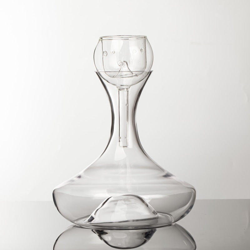 Unique Wine Decanter with Aerator - Design X Function | Glasscias