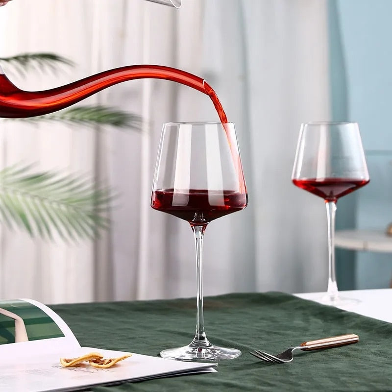 Ultra Thin Angular Glasses - Exquisite Wine Experience | Glasscias