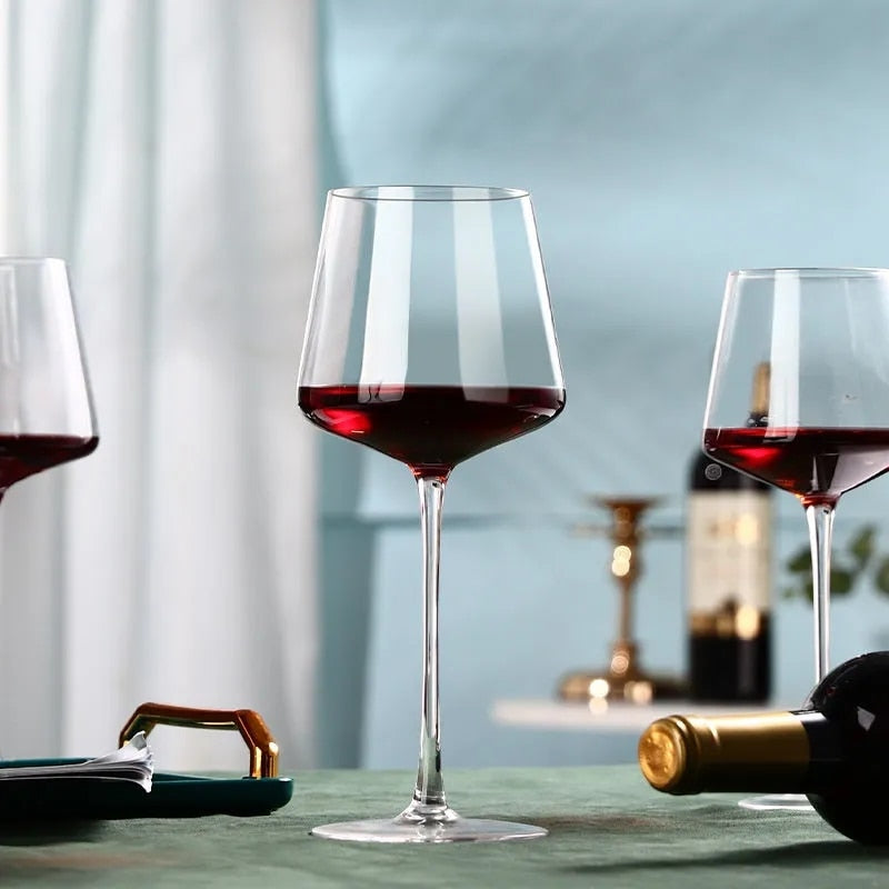 Ultra Thin Angular Glasses - Exquisite Wine Experience | Glasscias
