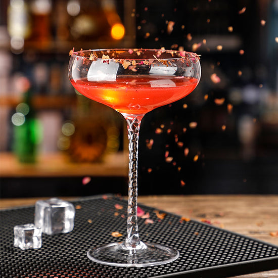 Spiral Swirl Manhattan Glass | Exquisite Glassware by Glasscias
