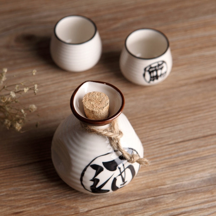 Vintage Sake Set - A Samurai Era | Glasscias